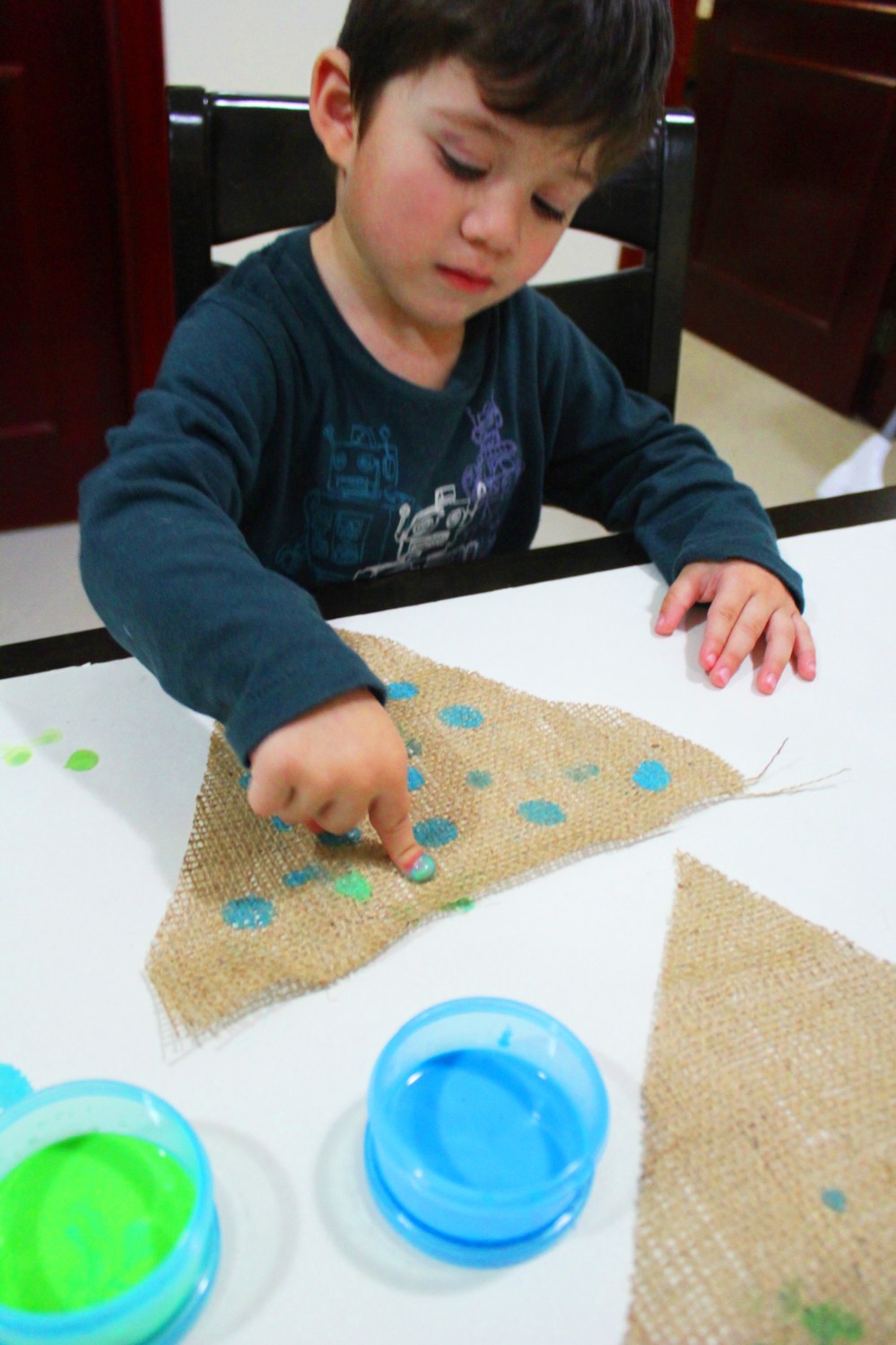 Easter bunny burlap bunting – Crafts for little hands | marmite et ponpon