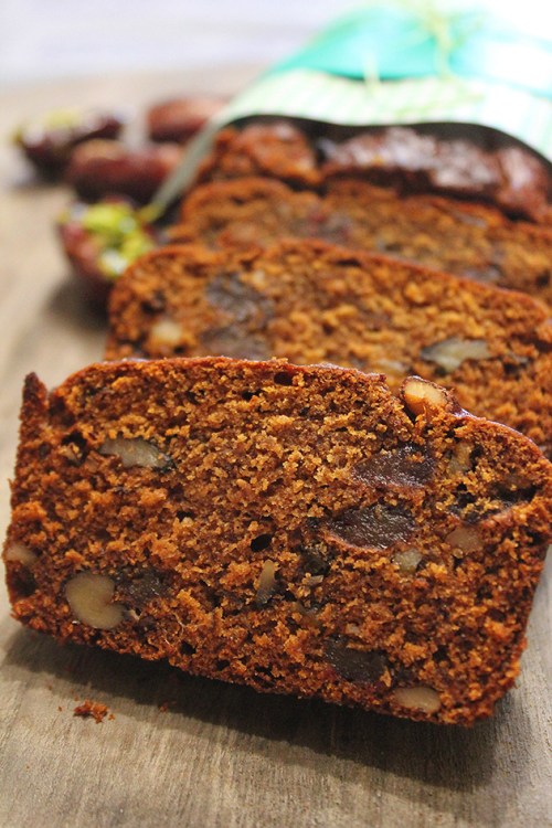 A recipe to elevate your date cake to the next level | marmite et ponpon