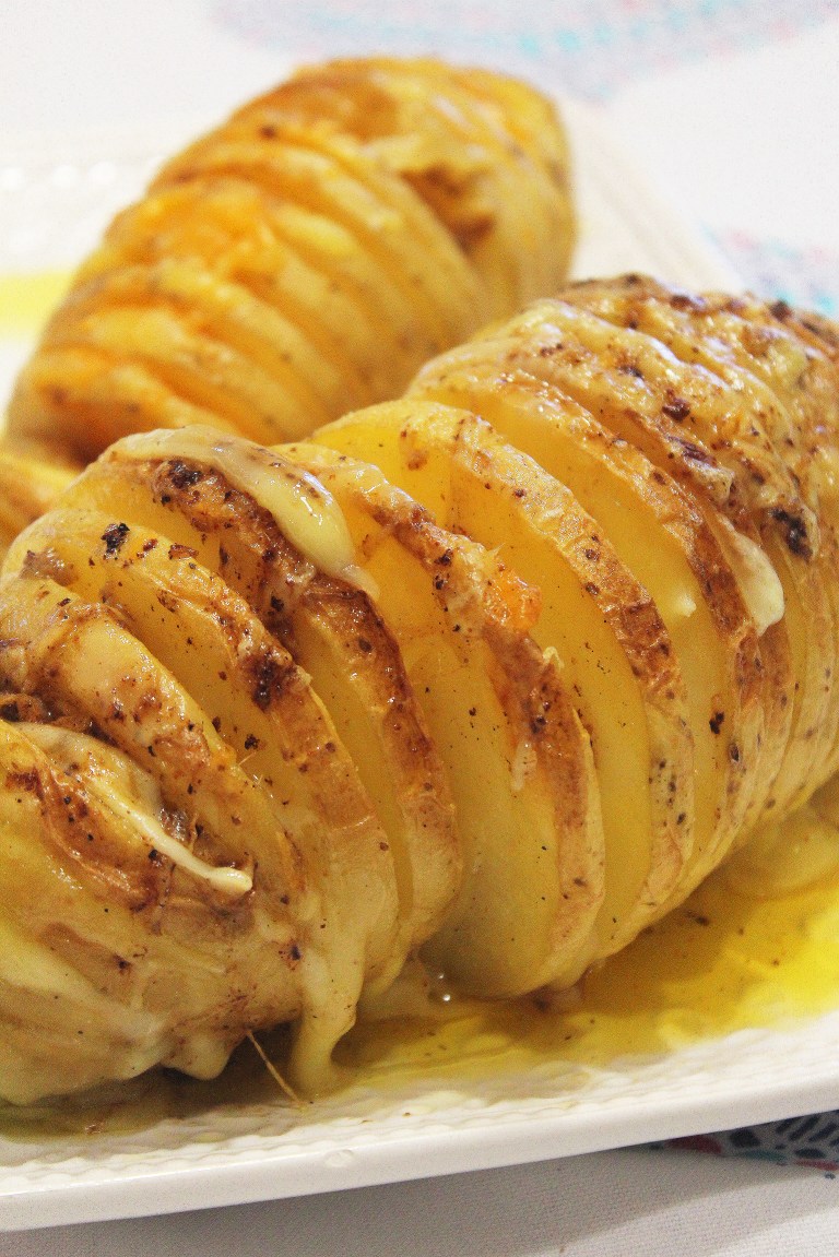 Hasselback potatoes | marmite et ponpon